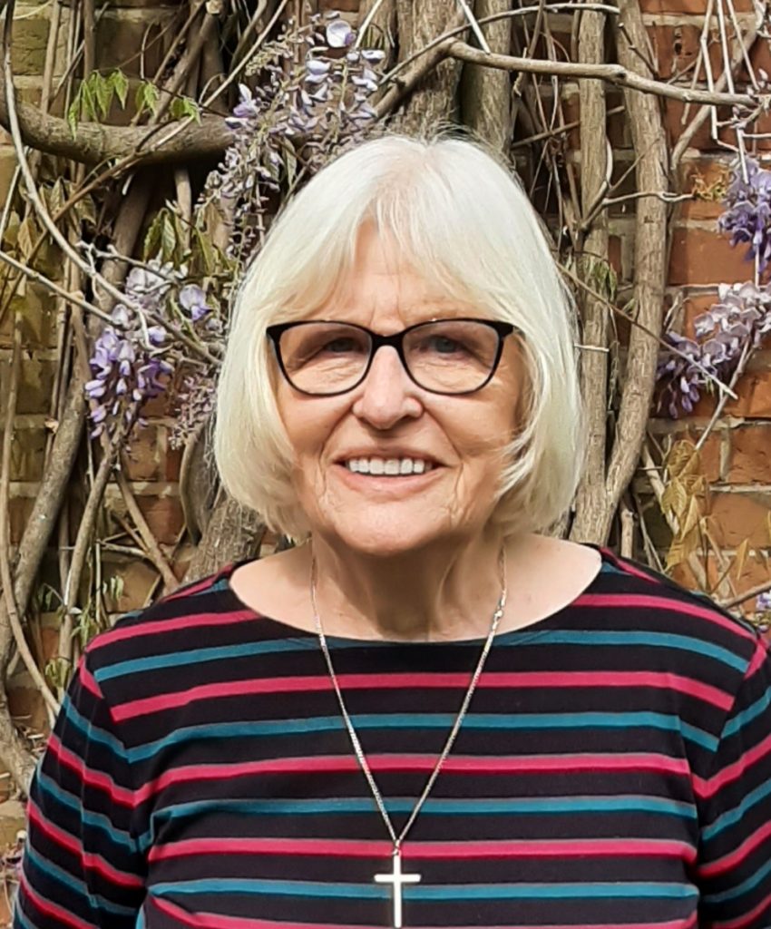 carolyn – Friends of the Family